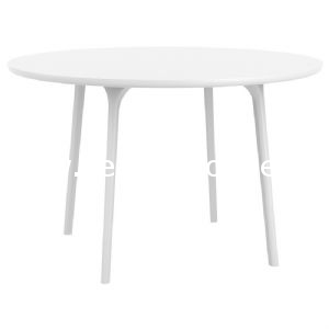Indoor/Outdoor Maya 47" Round Dining Table